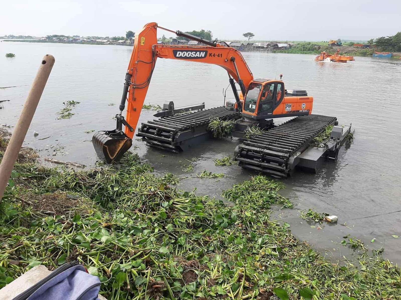 DPWH to hire additional personnel to ramp-Up nationwide dredging ...