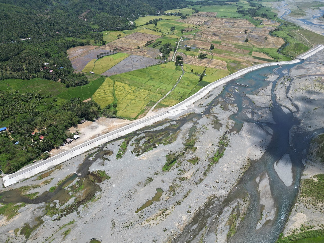 DPWH Completes Slope Protection Along Aurora’s Cabatangan River ...