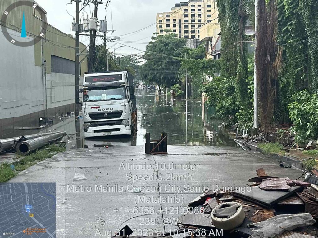 Intermittent Rains Cause Flooding in Metro Manila | BusinessChannel.ph